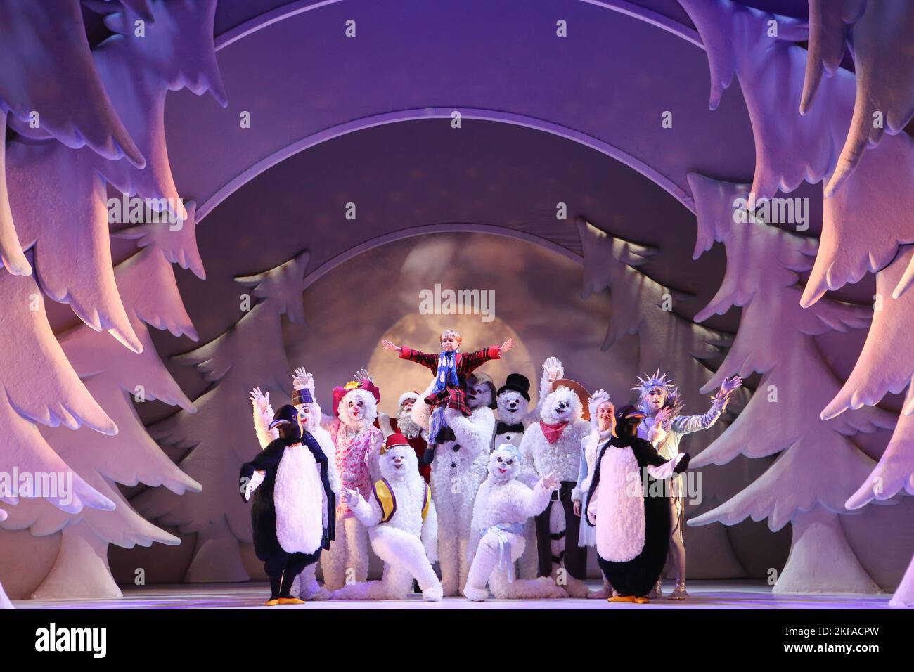 The snowman peacock theatre hi-res stock photography and images - Alamy