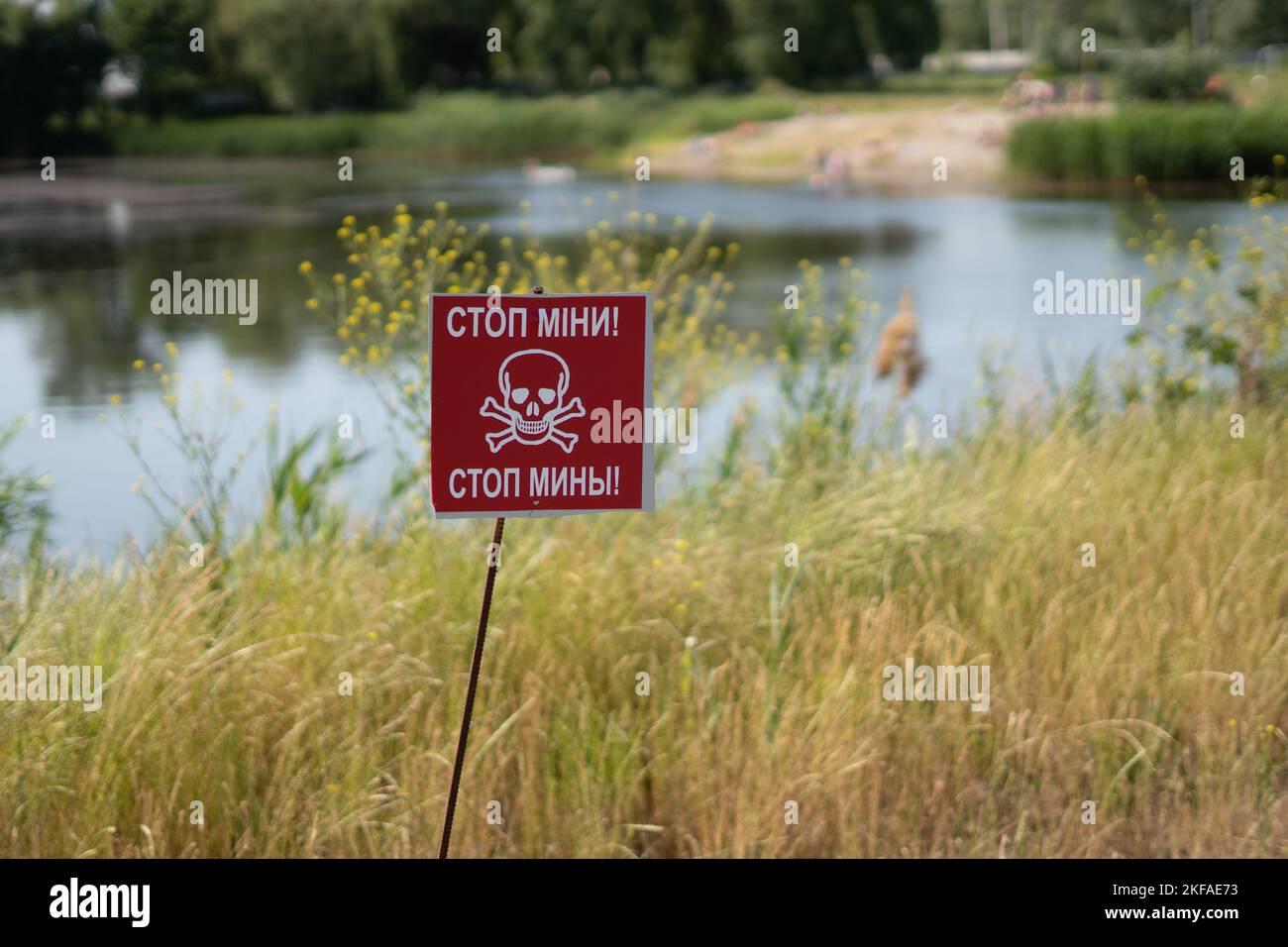 Stop mines hi-res stock photography and images - Alamy