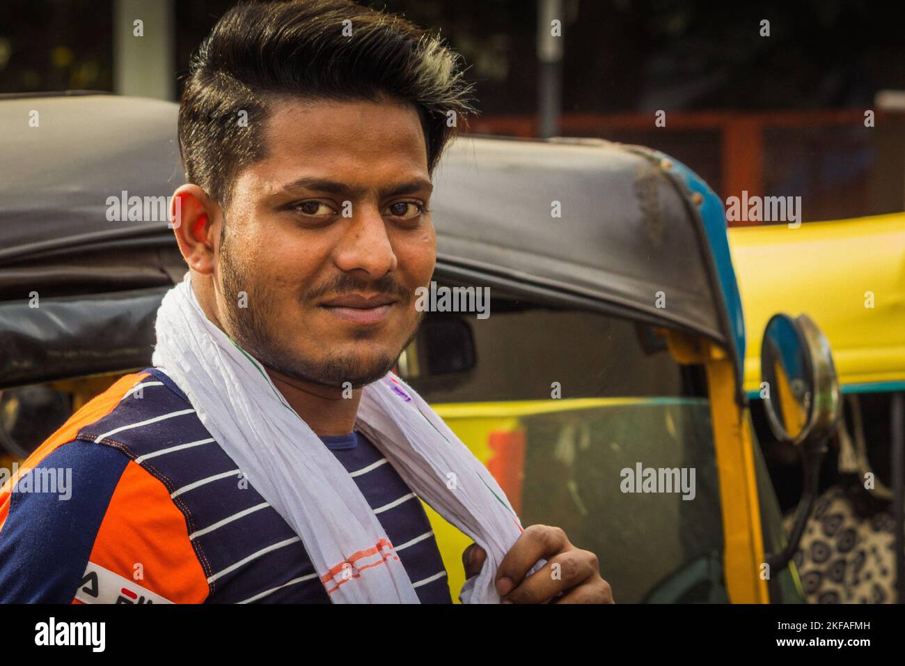 Delhi - Indian auto rickshaw three wheeler tempo, taxi driver man Stock ...