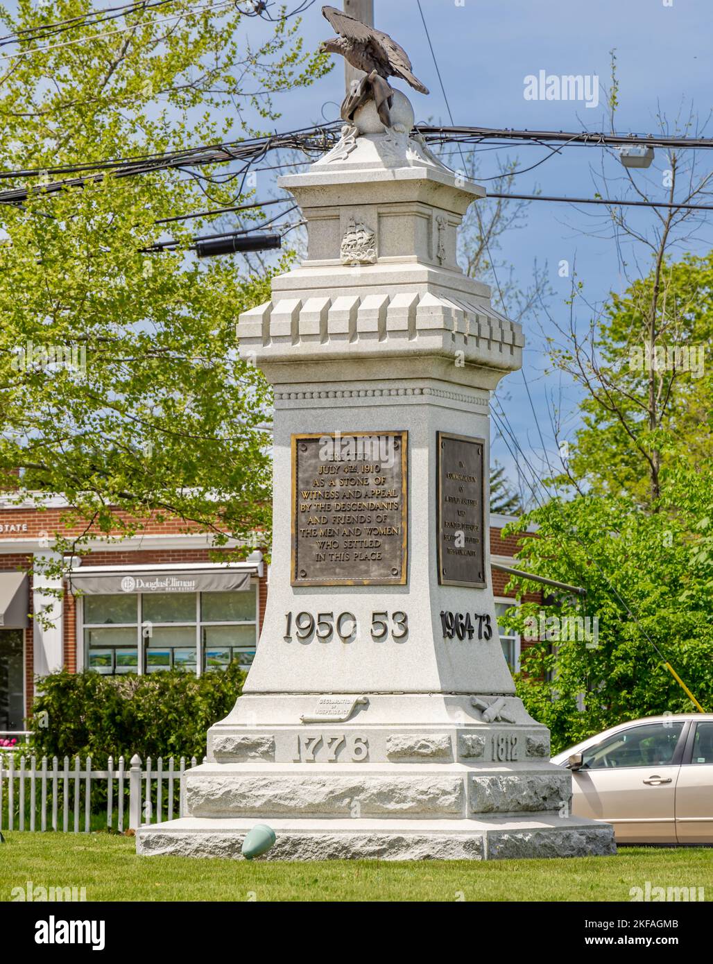 one side of the Bridgehampton Founders monument Stock Photo - Alamy