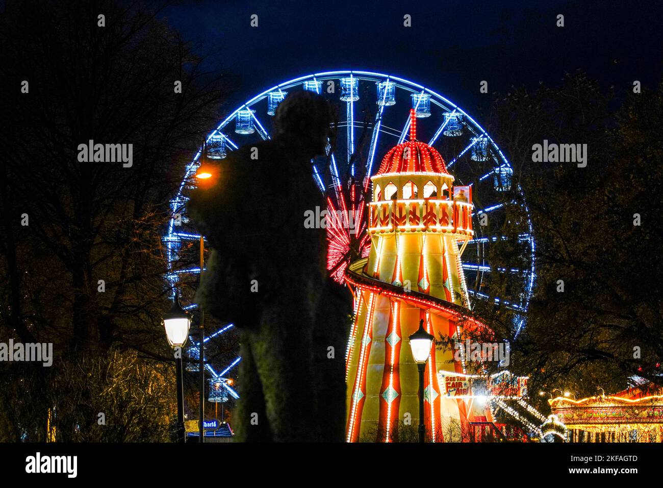 Oslo 20221116.November, plus degrees and a Ferris wheel in place in ...