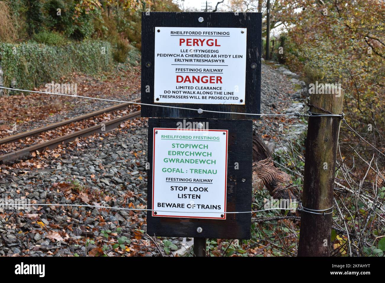 Lineside signs hi-res stock photography and images - Alamy