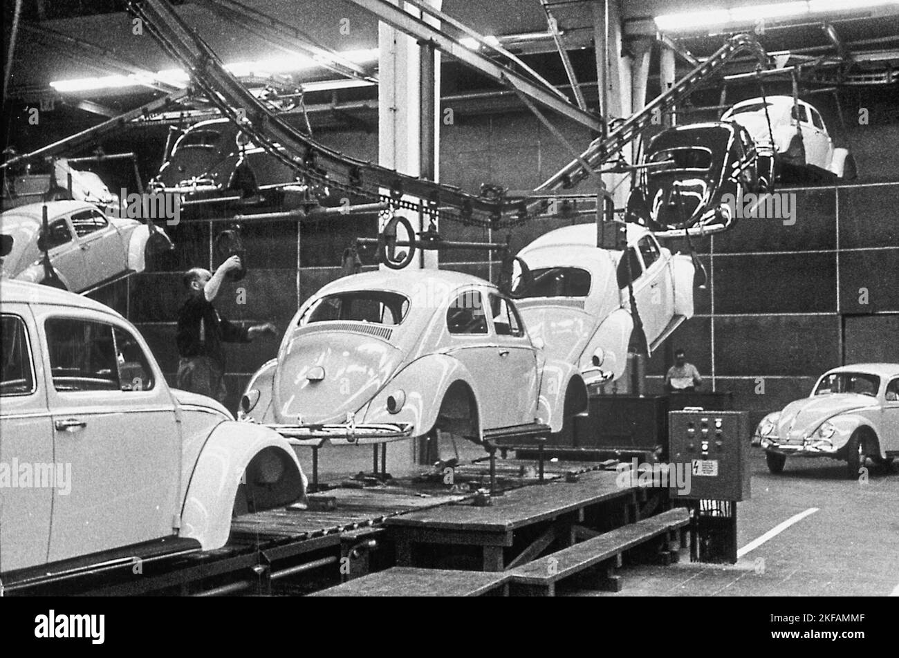 VW Werke - VW Käfer Fertigung - Montage-Fließband, Deutschland ...