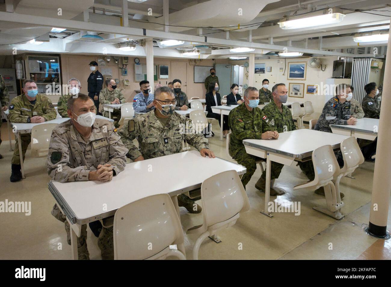 Tokunshima, Japan. 17th Nov, 2022. NATO's military officers and Defense ...
