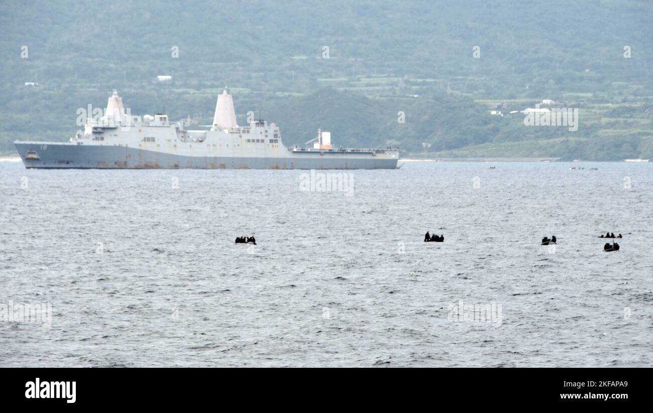 Tokunshima, Japan. 17th Nov, 2022. U.S. Navy's San Antonio-class ...