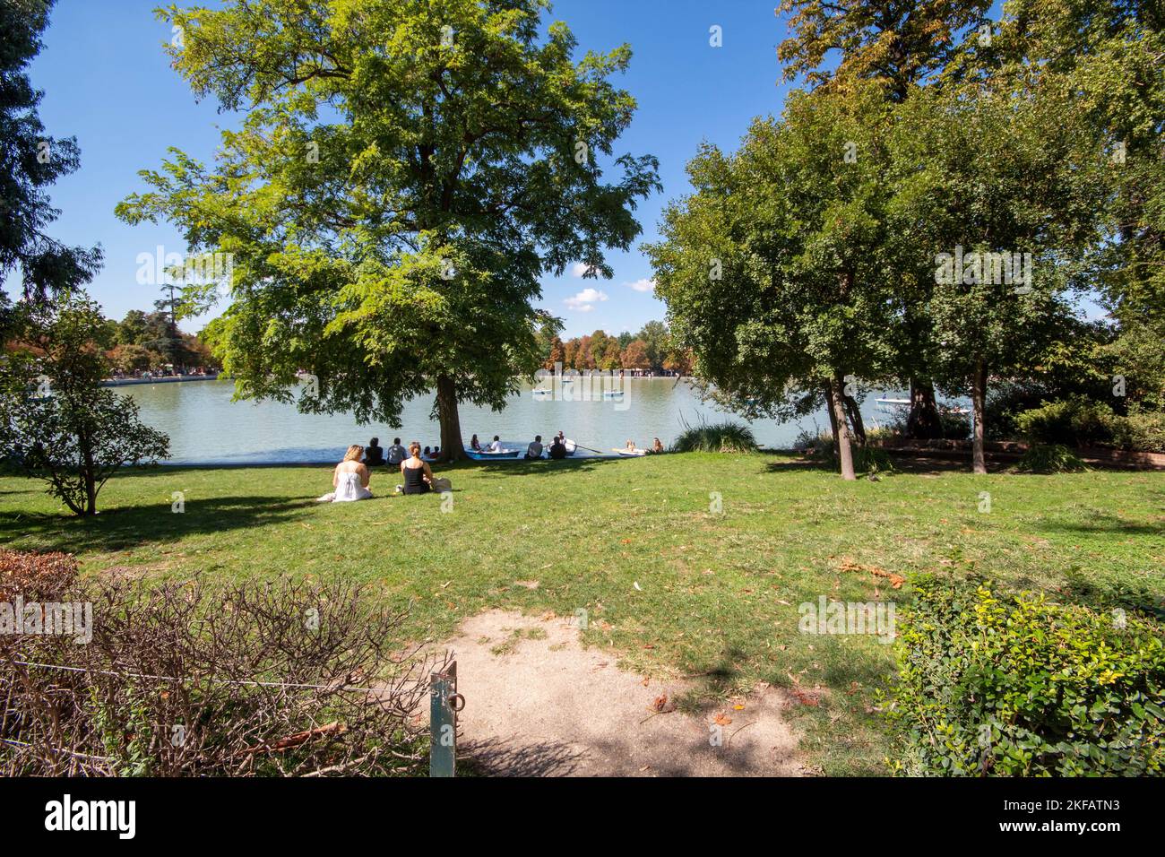 Sunny day at the Retreat. Sunny day in the Retiro park in Madrid on a ...