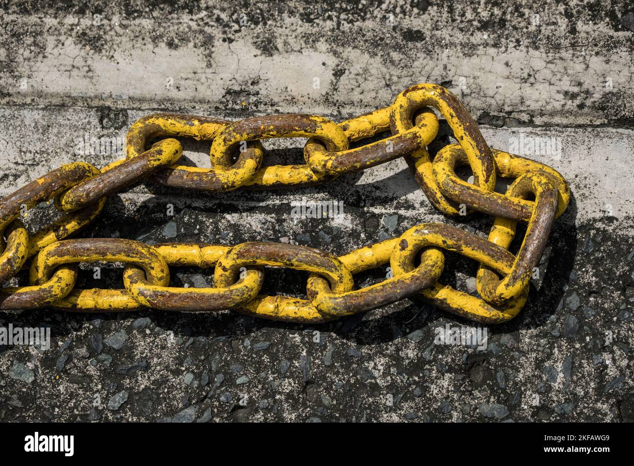 Chains, steel, object, still-life Stock Photo - Alamy