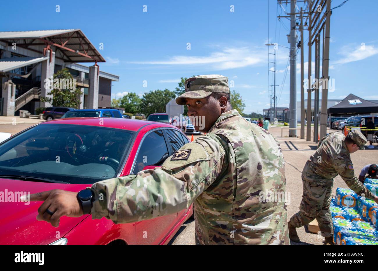 A Mississippi National Guard Soldier directs traffic at the Mississippi ...