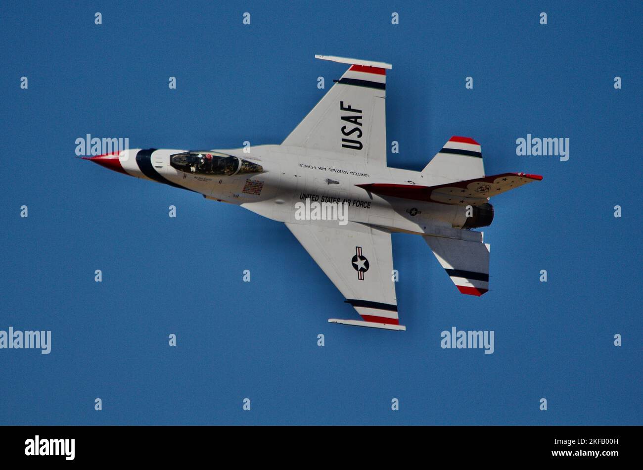 The USAF Thunderbirds Demonstration Team Stock Photo - Alamy