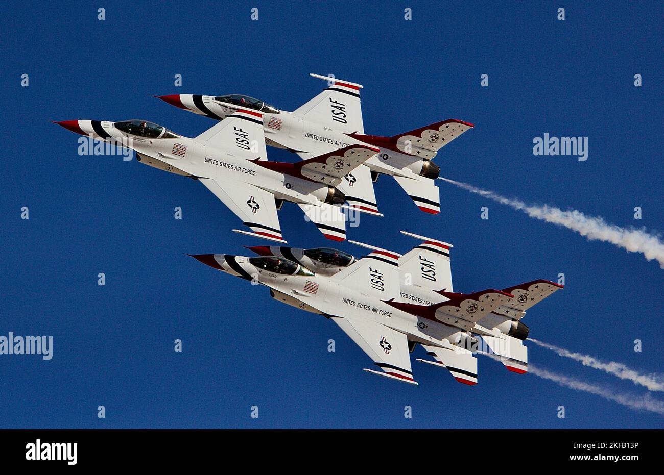 The USAF Thunderbirds Demonstration Team Stock Photo - Alamy