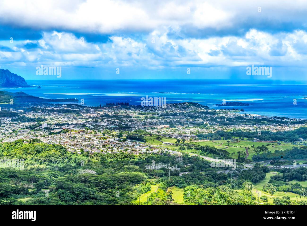 Colorful Kaneohe City Bay Nuuanu Pali Outlook Green Koolau Mountain ...