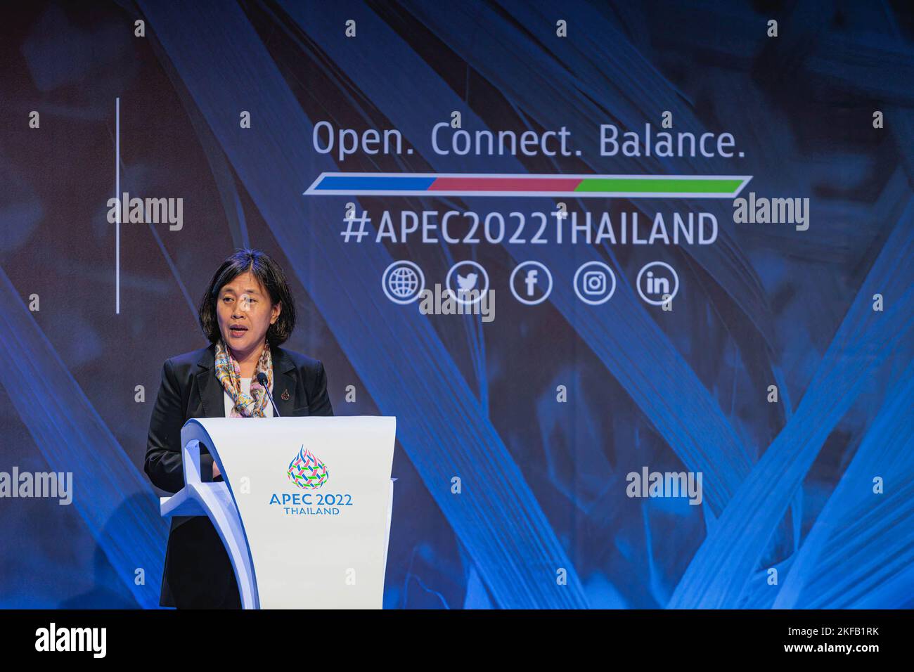 Queen sirikit national convention centre hi-res stock photography and images - Alamy