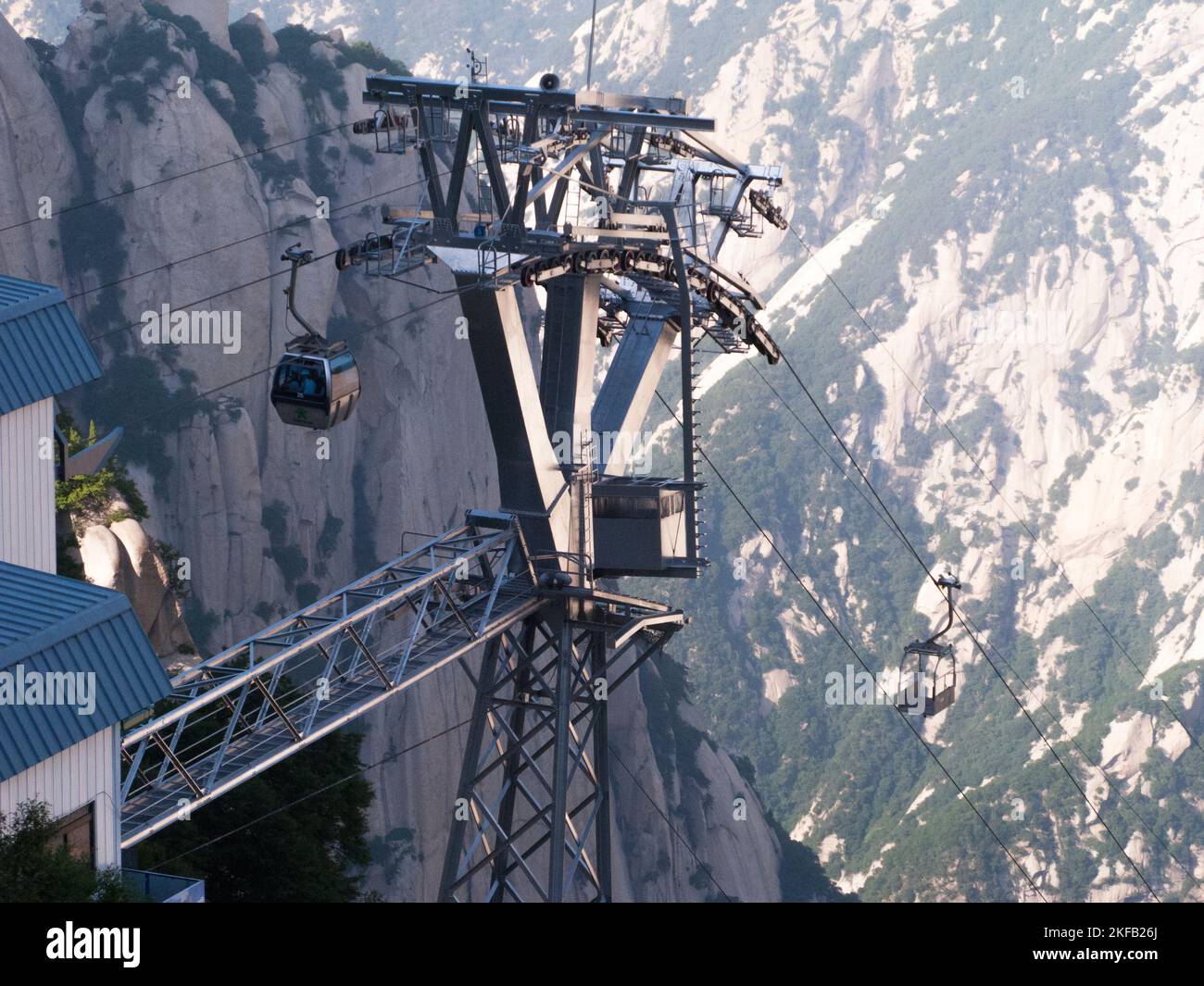 North Peak Sante Cableway cable car on famous Huashan Mountain / Mount ...