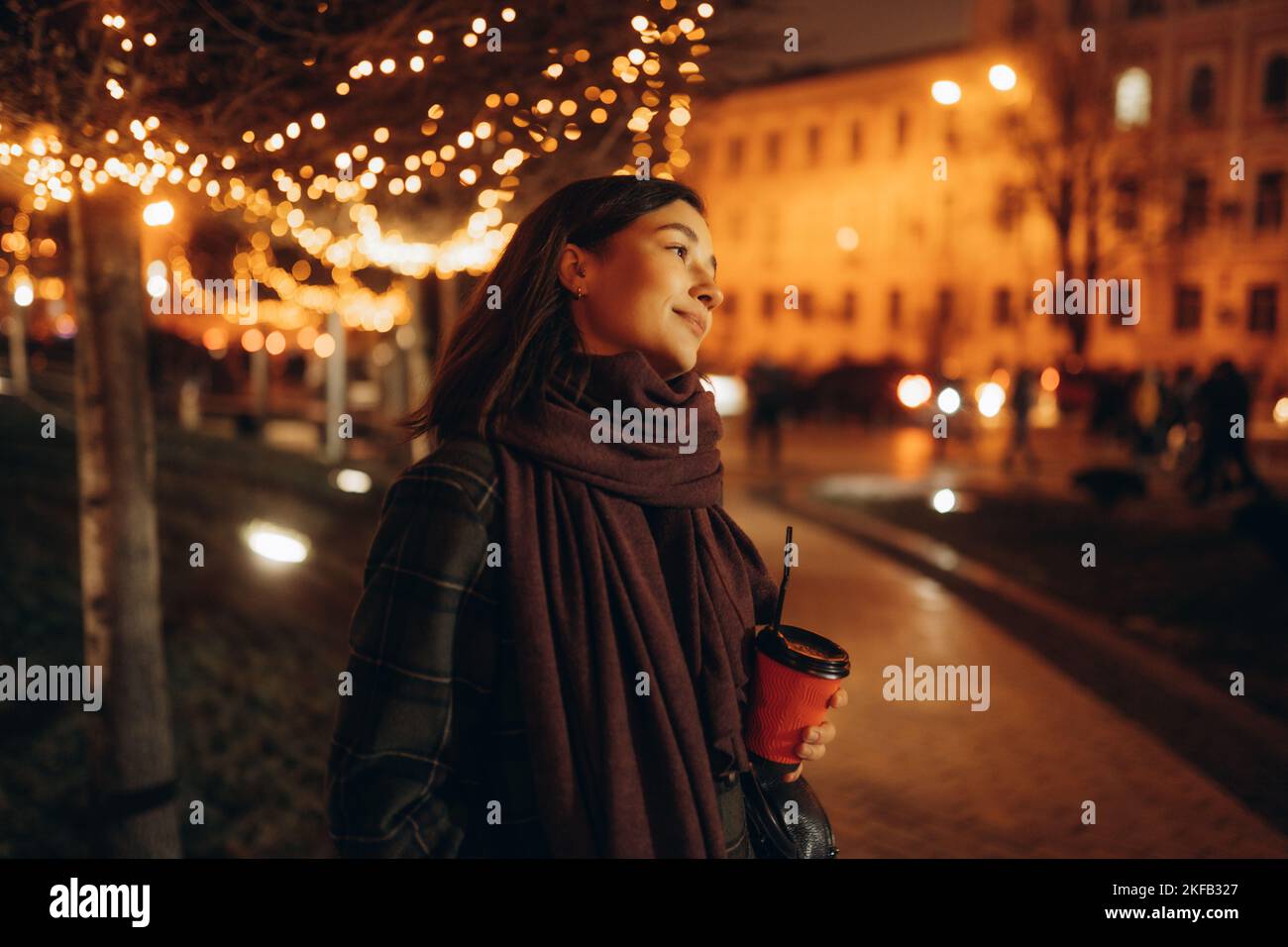 Woman night portrait photography hi-res stock photography and images ...
