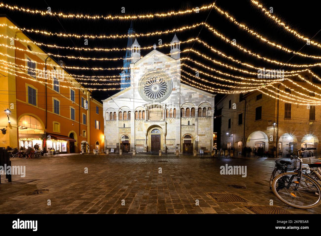 Grande monumento in pietra hi-res stock photography and images - Alamy
