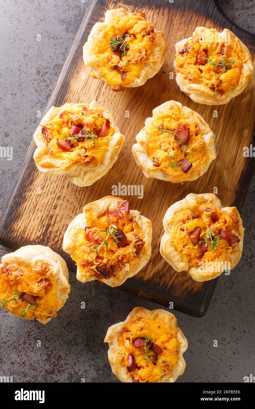 Egg stuffed muffin hi-res stock photography and images - Alamy