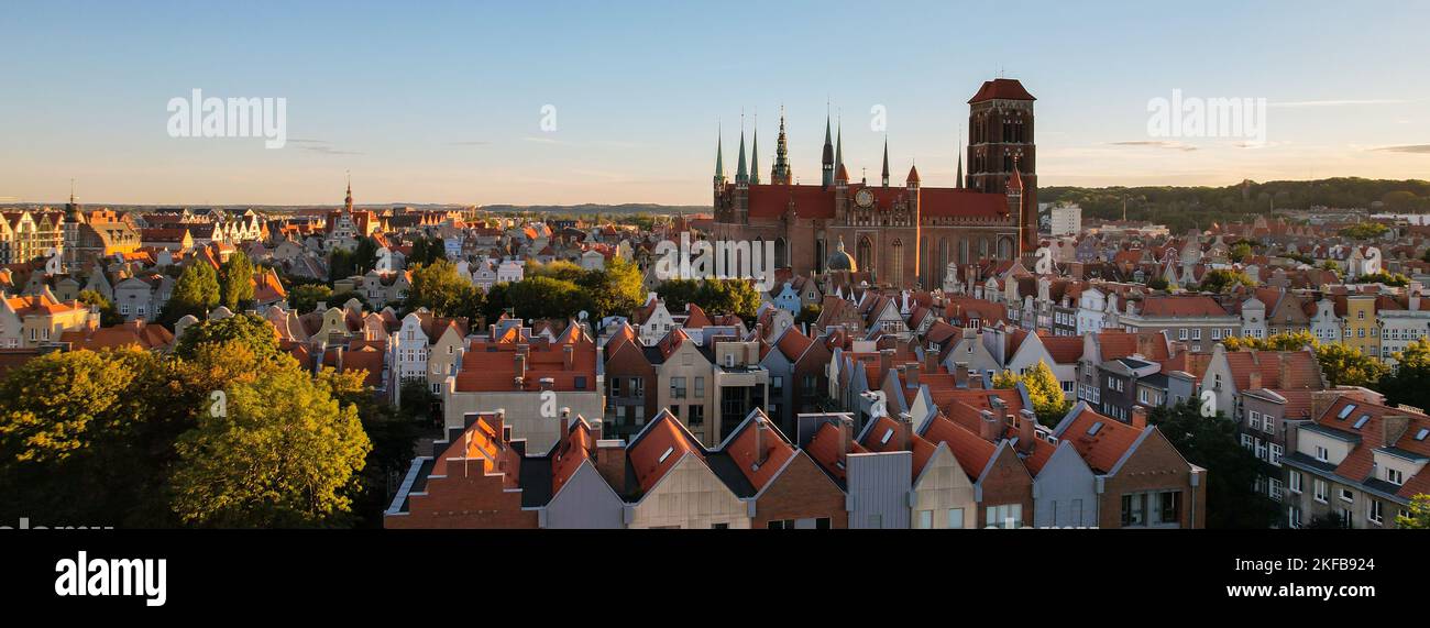 Beautiful architecture of old town in Gdansk, Poland at sunny day ...