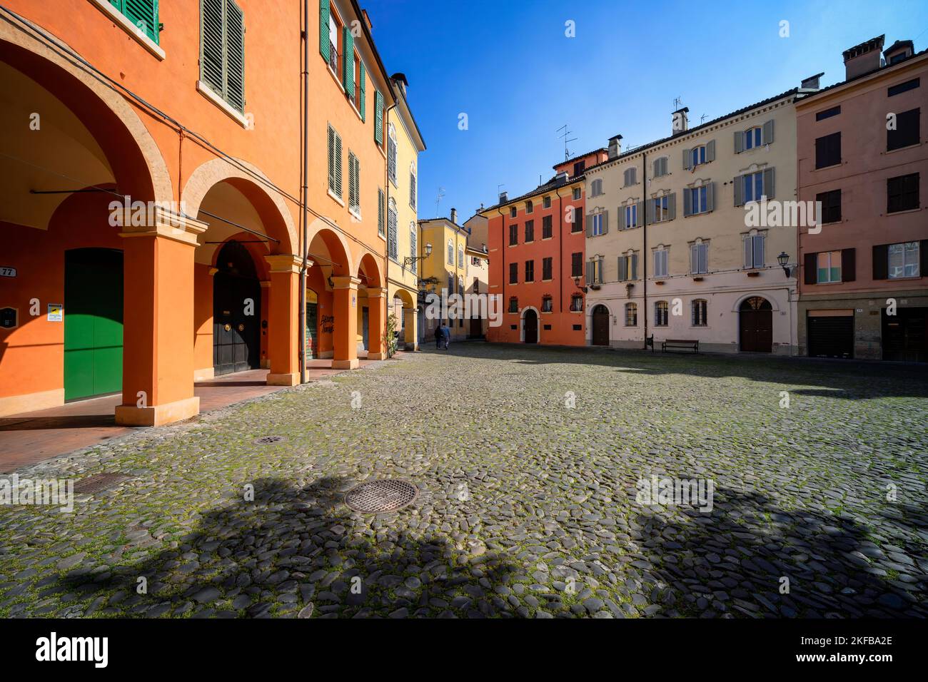 Portici di modena hi-res stock photography and images - Alamy