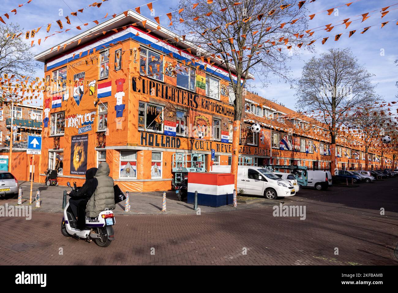 THE HAGUE -Decoration for the World Cup football will be hung. Orange ...