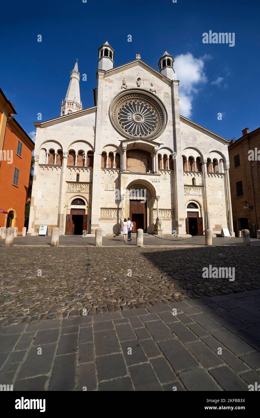 Duomo di Modena Stock Photo - Alamy