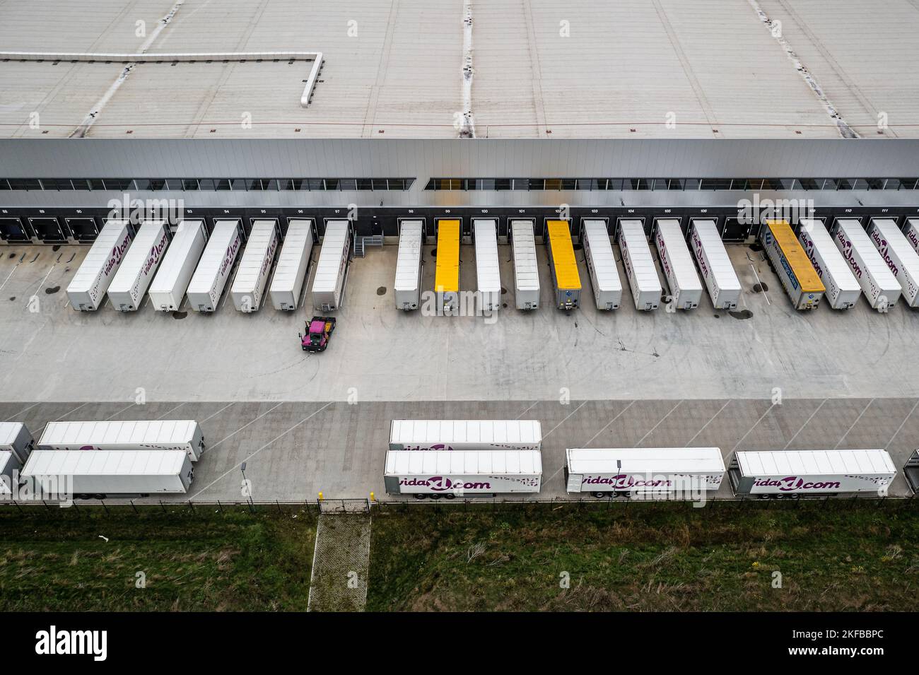VENLO - A drone photo of distribution centers on the Trade Port ...