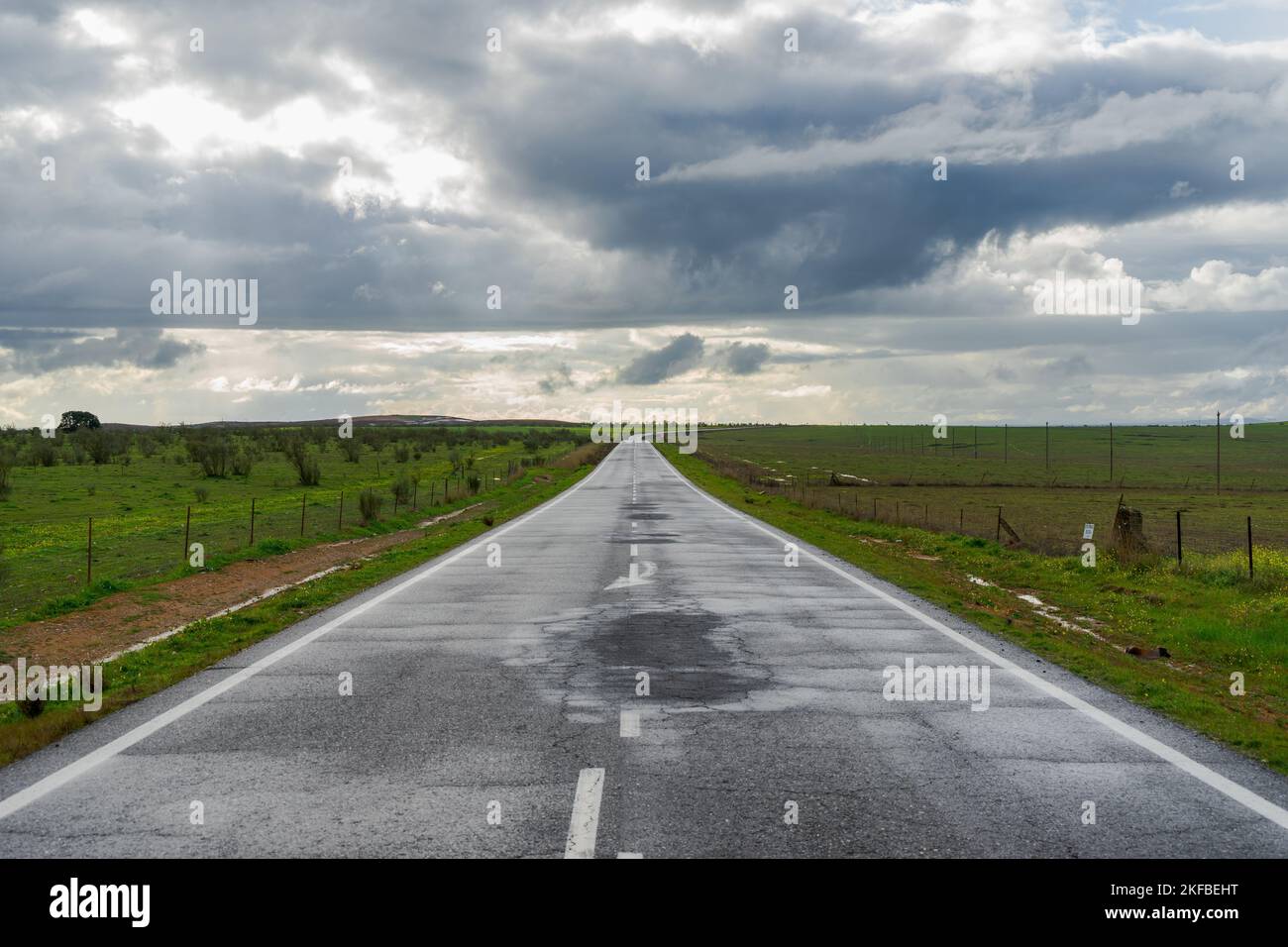 Driving a straight line hi-res stock photography and images - Alamy