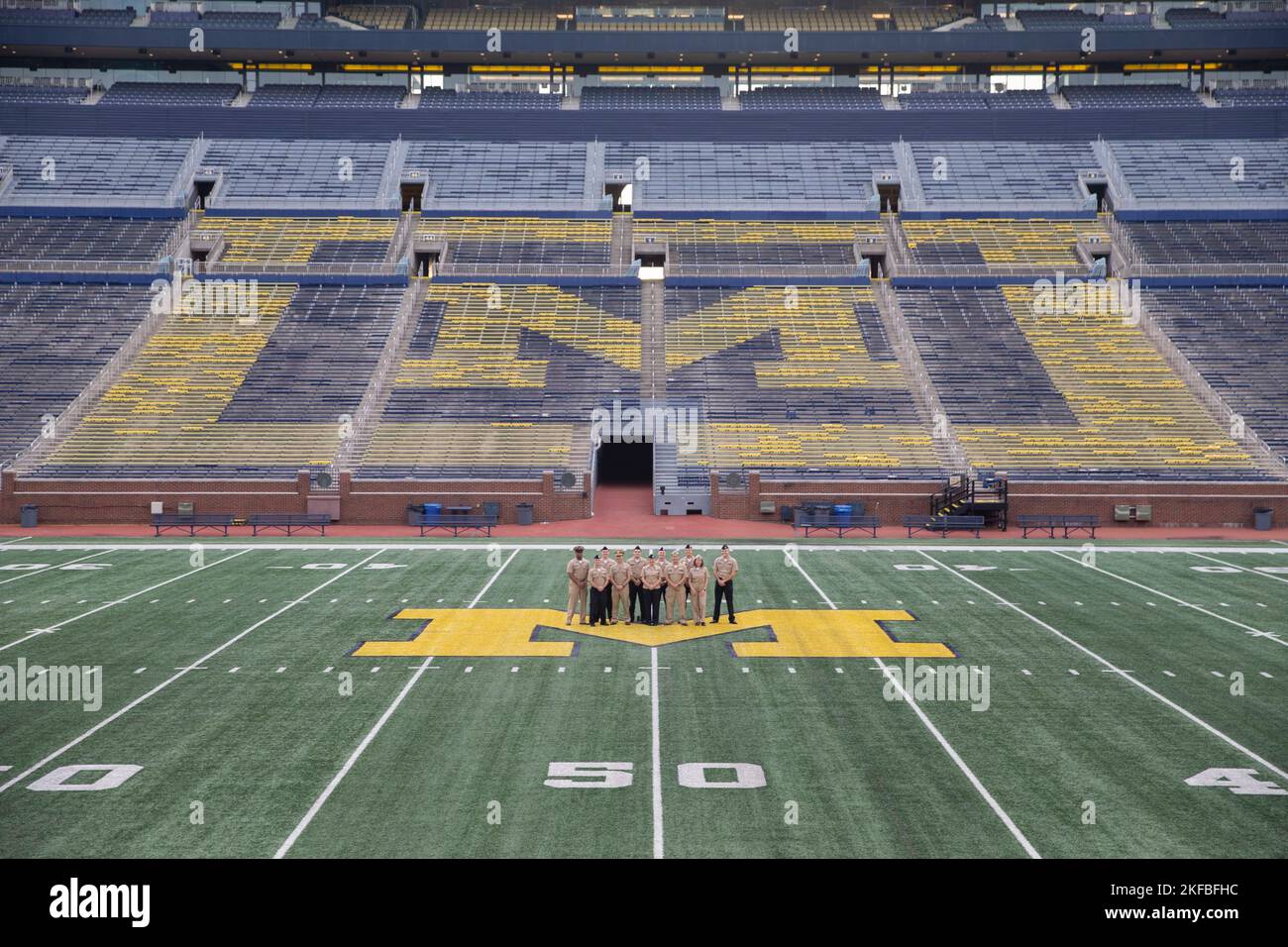 Michigan stadium big house hi-res stock photography and images - Alamy