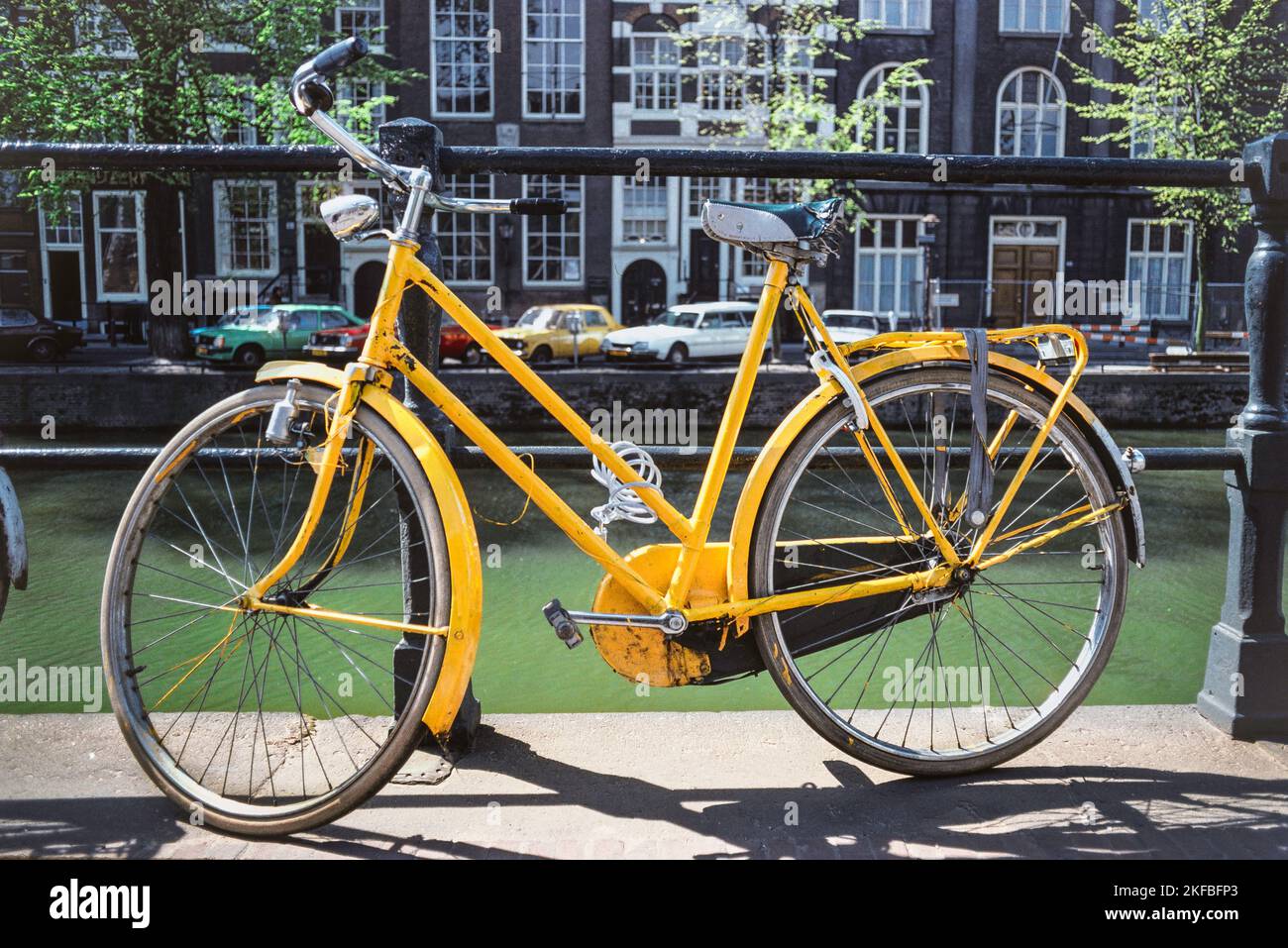 Cycle transport holland 1980s hi-res stock photography and images - Alamy
