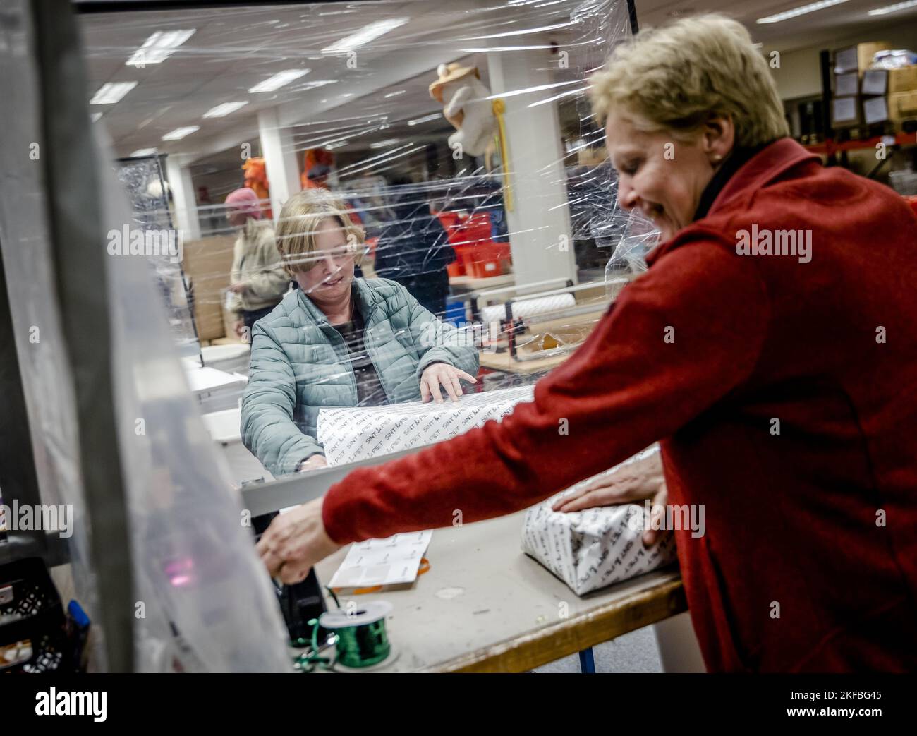 Growing up in poverty hi-res stock photography and images - Alamy