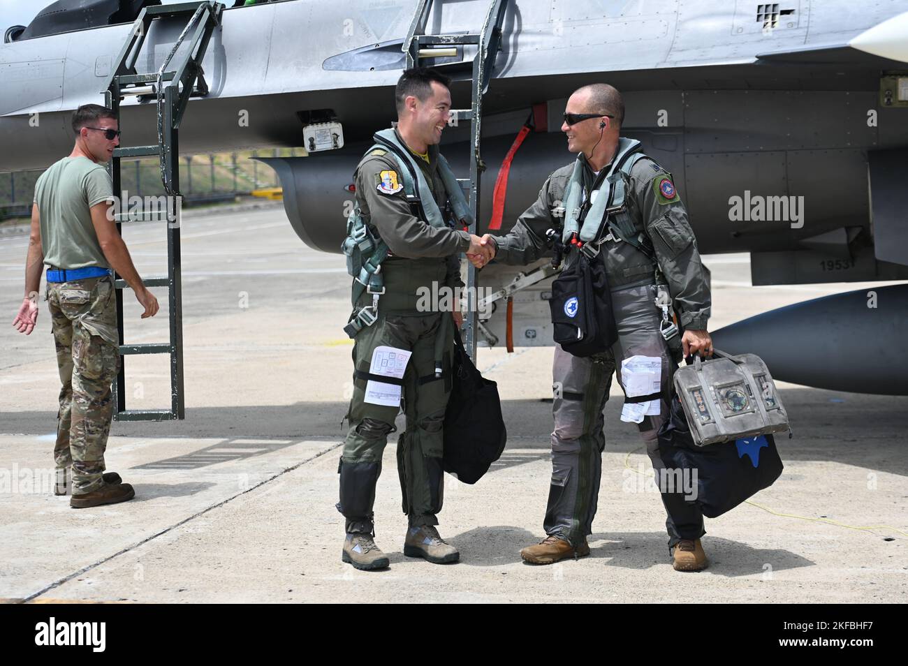 111th f a hi-res stock photography and images - Alamy