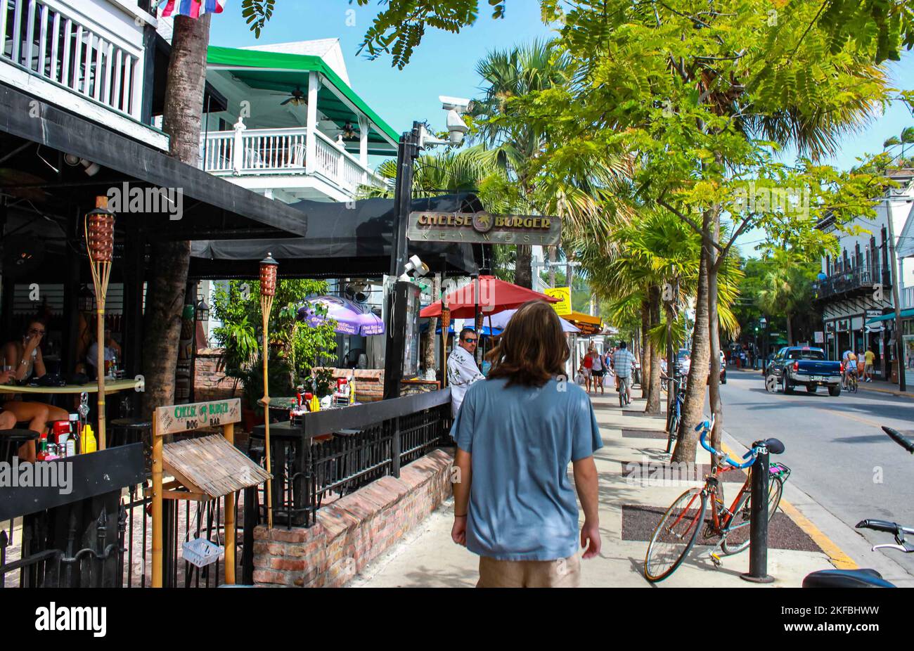 Old paradise road sign hi-res stock photography and images - Alamy