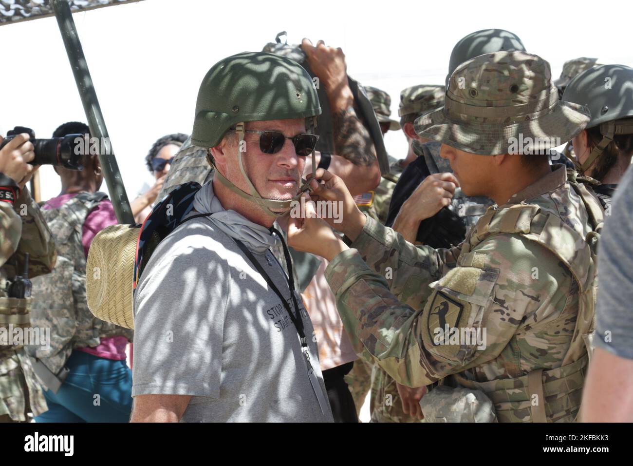 Spc. Bryan Alamo (right), an infantryman with 11th Armored Cavalry ...