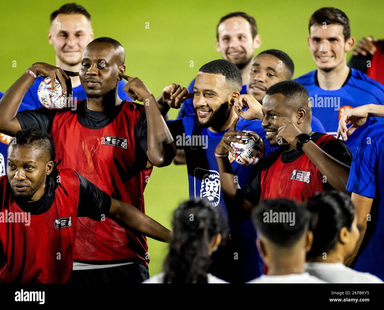 DOHA - Memphis Depay of Holland during a meeting of the Dutch national ...
