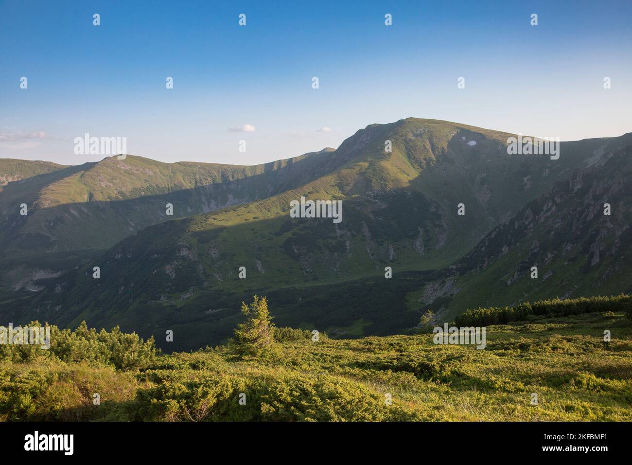 The view of the mount Rebra of Chornogora mountain massif in the ...