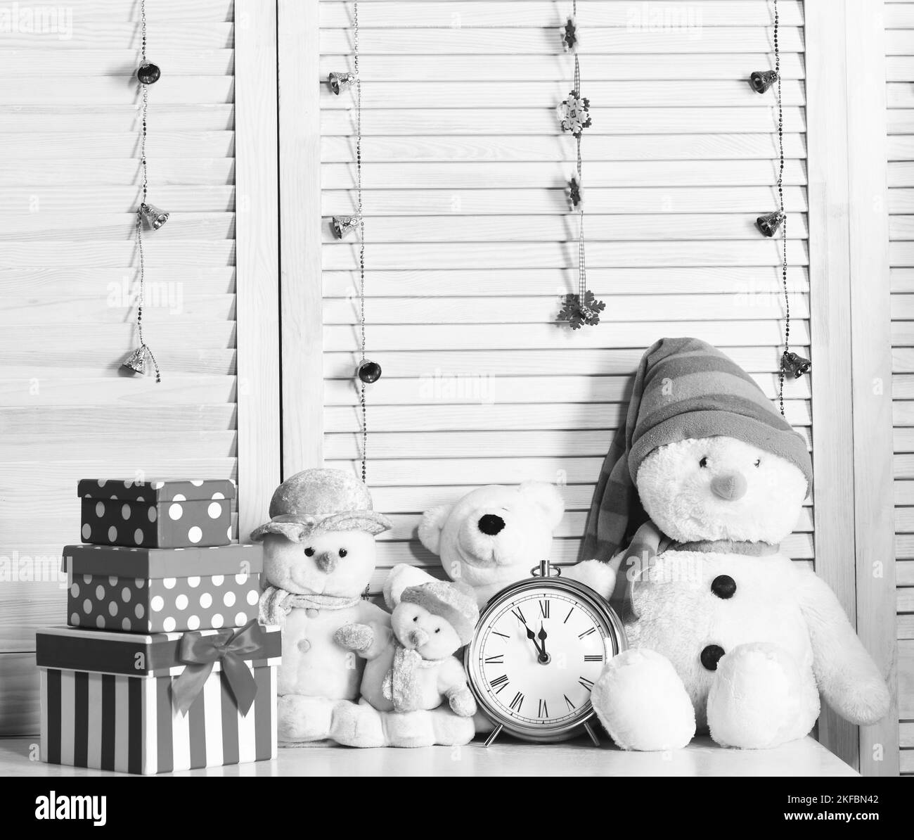 Bureau box Black and White Stock Photos & Images - Alamy