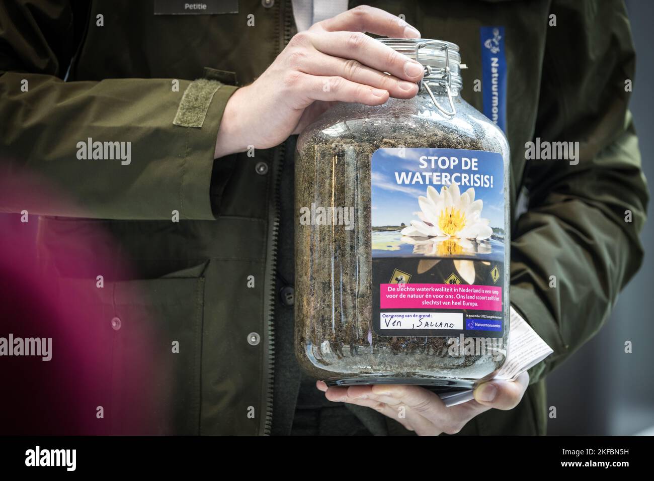Rioolwater hi-res stock photography and images - Alamy