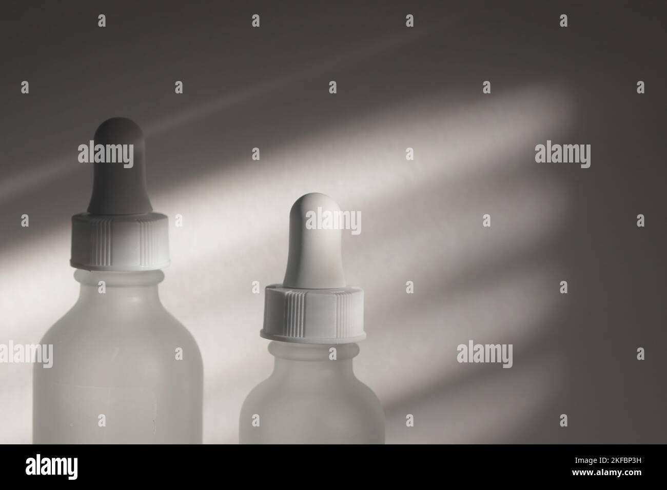 Beauty vial model hi-res stock photography and images - Alamy