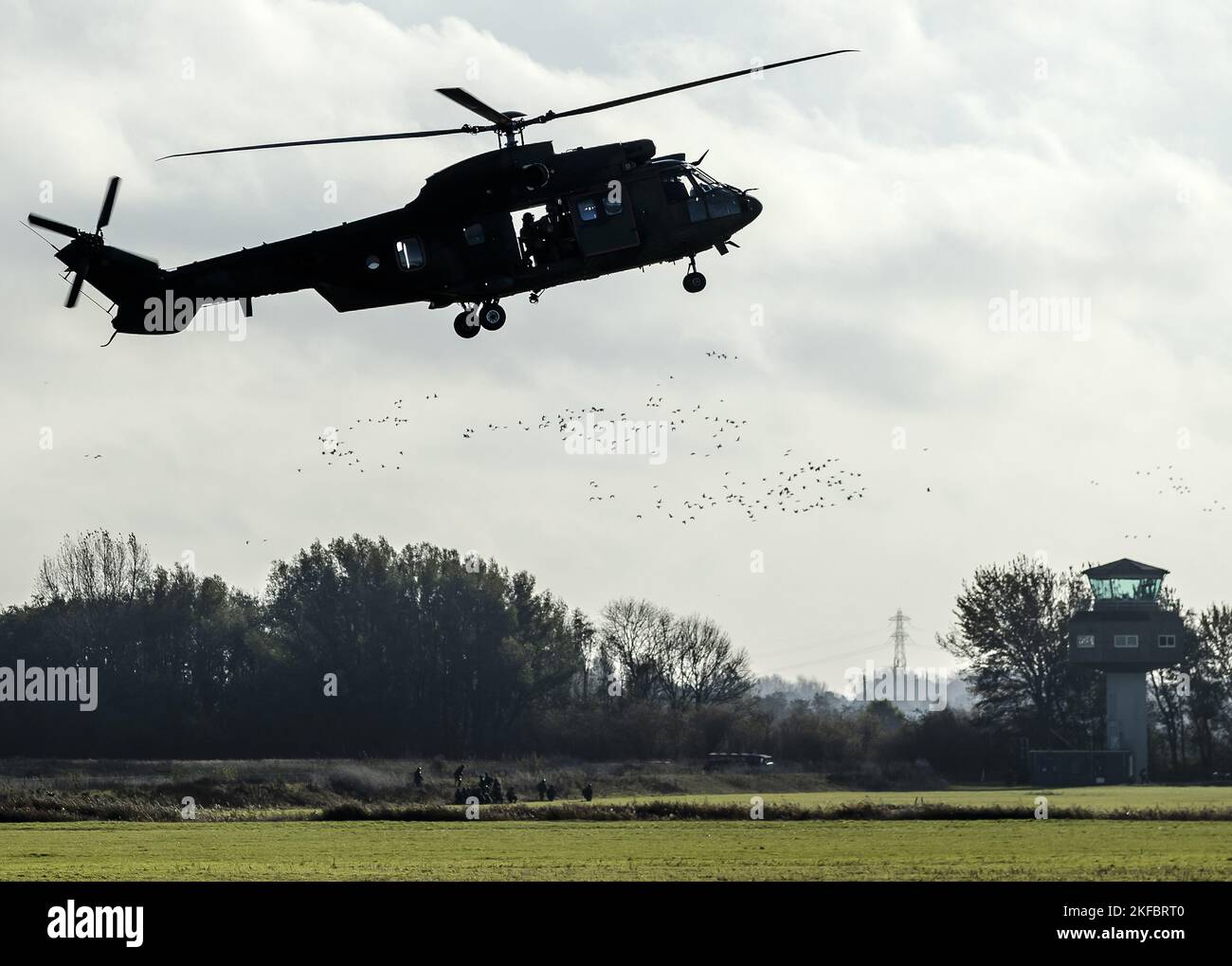 Mode militaire hi-res stock photography and images - Alamy