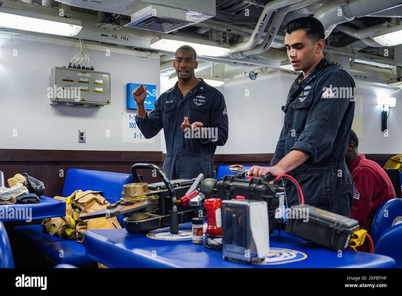 SAN FRANCISCO (Oct. 4, 2022) - Damage Controlman 2nd Class Giovanni ...
