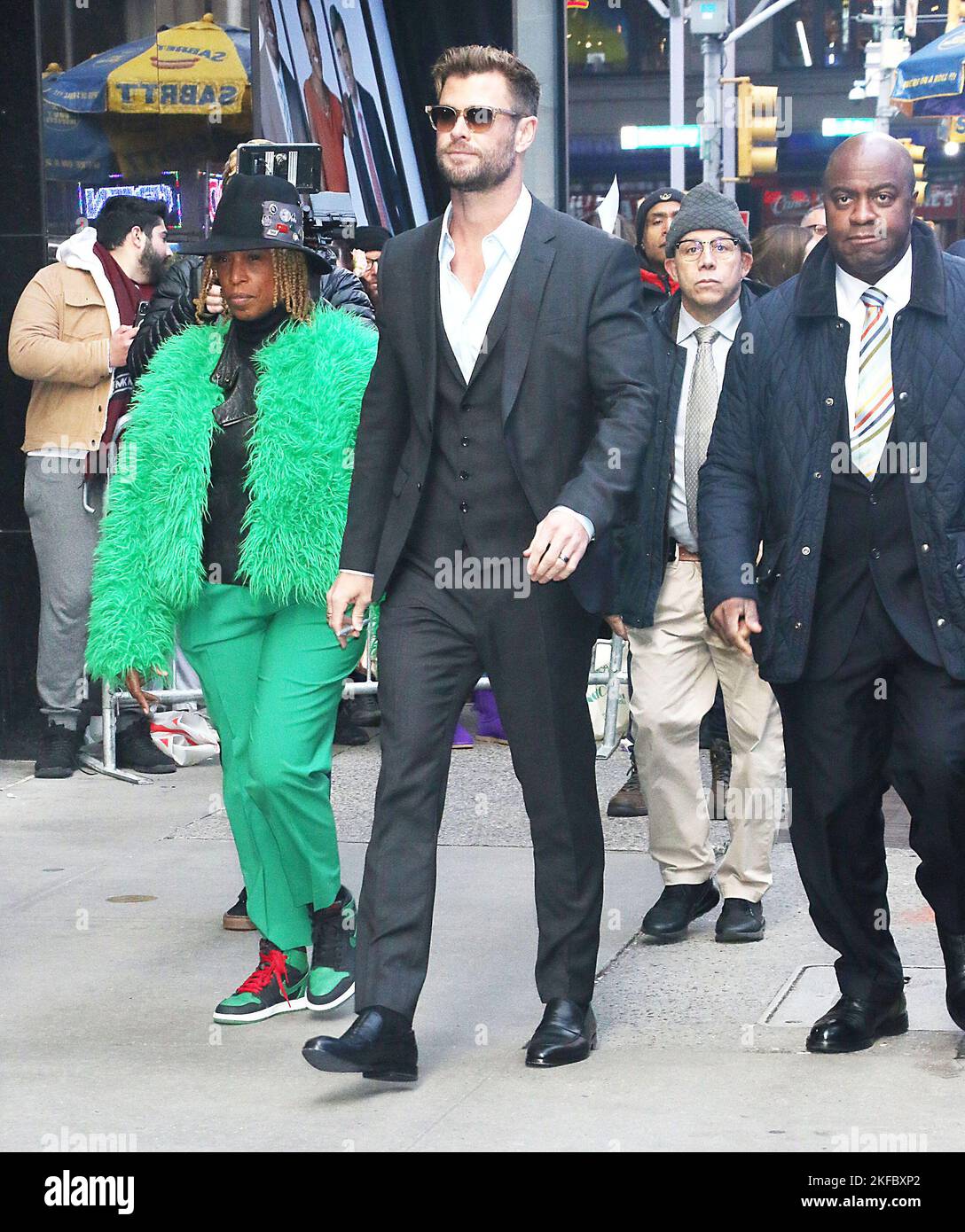 Celebrities At ‘Good Morning America’ -PICTURED: Chris Hemsworth ...
