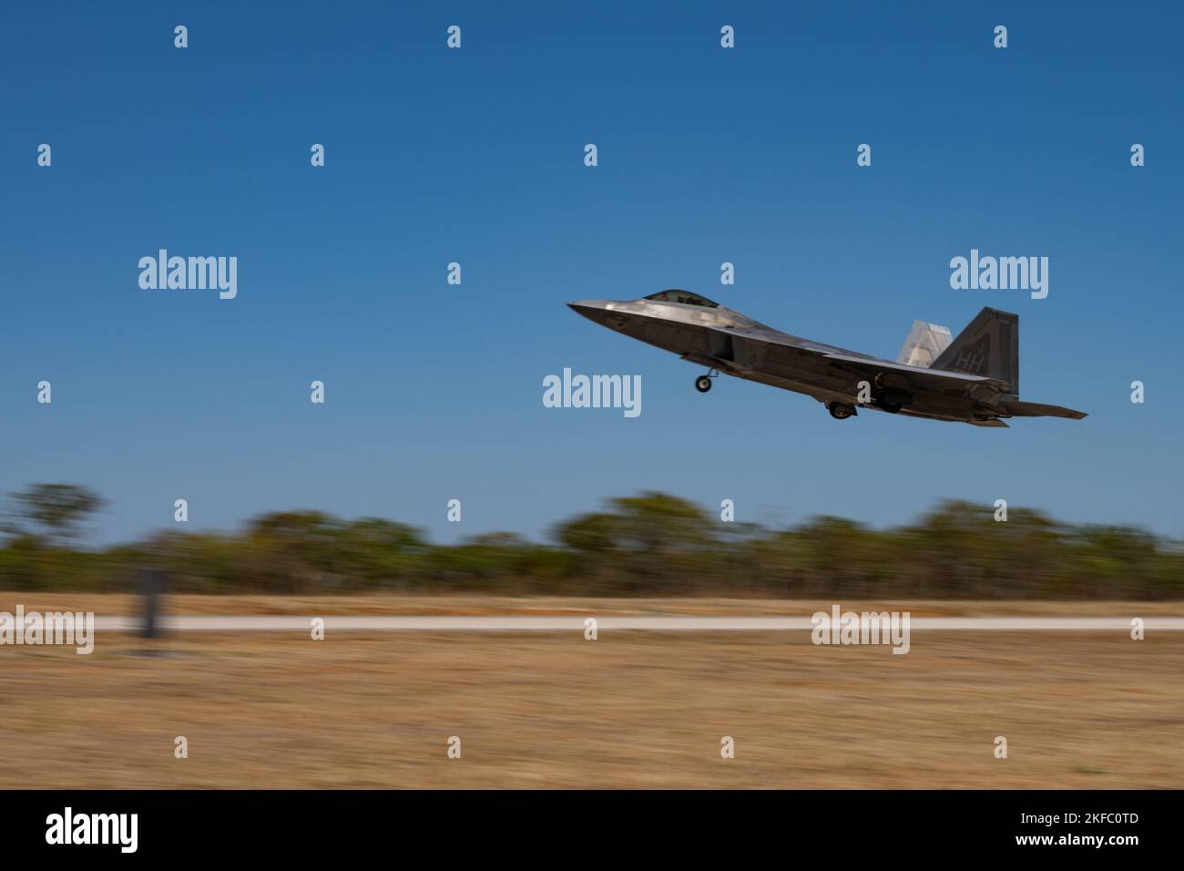 U.S. Air Force Gen. Ken Wilsbach, Pacific Air Forces commander, takes ...