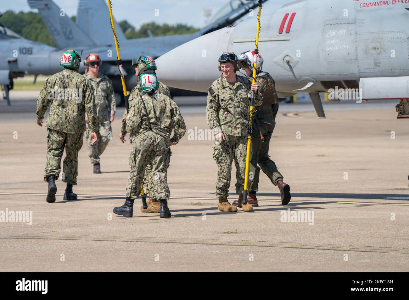 220905-N-SH953-1079 Virginia Beach, Va. (Sept. 5, 2022) - The “Red ...