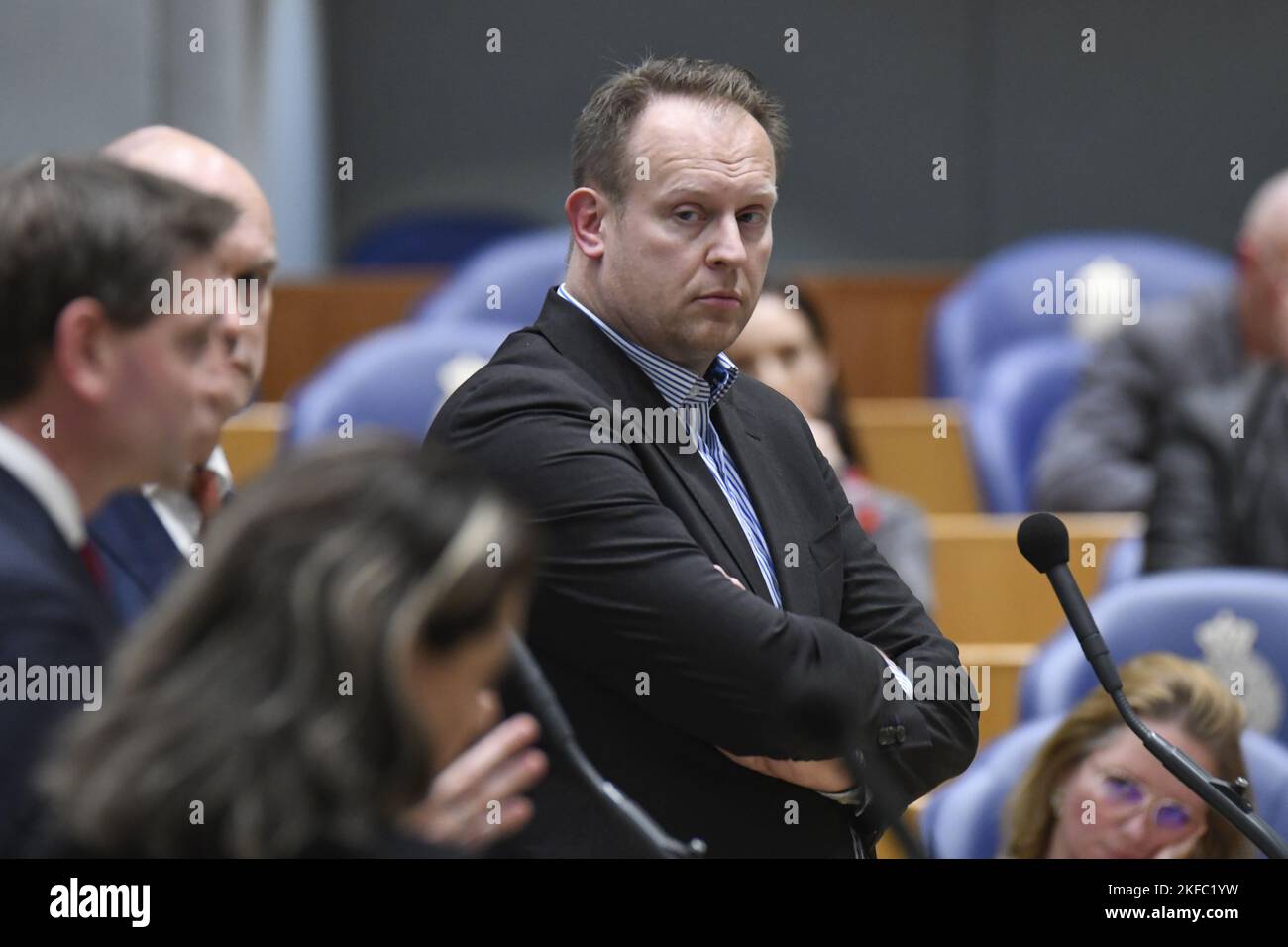 2022 formal attire hi-res stock photography and images - Alamy