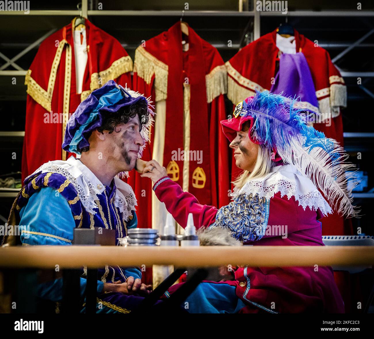 Soot piets hi-res stock photography and images - Alamy