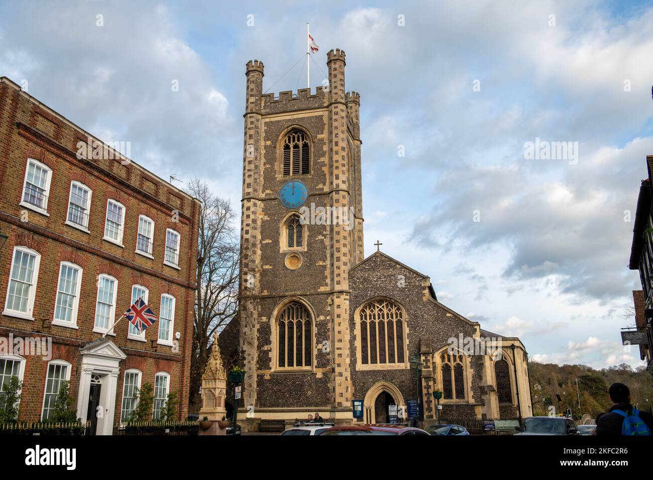 St marys henley hi-res stock photography and images - Alamy