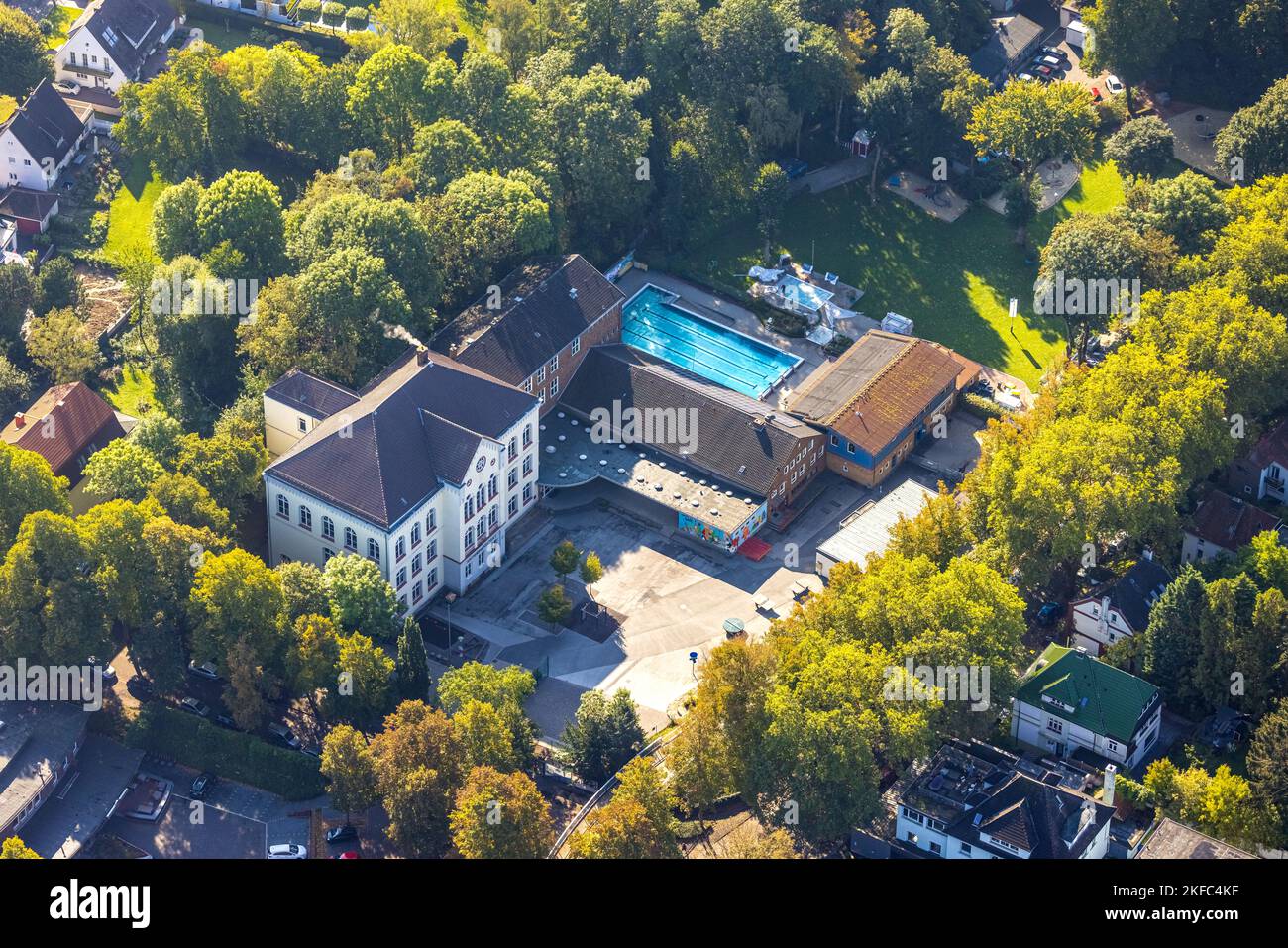 Aerial view, Katharinenschule Unna, Bornekampstraße, outdoor pool ...