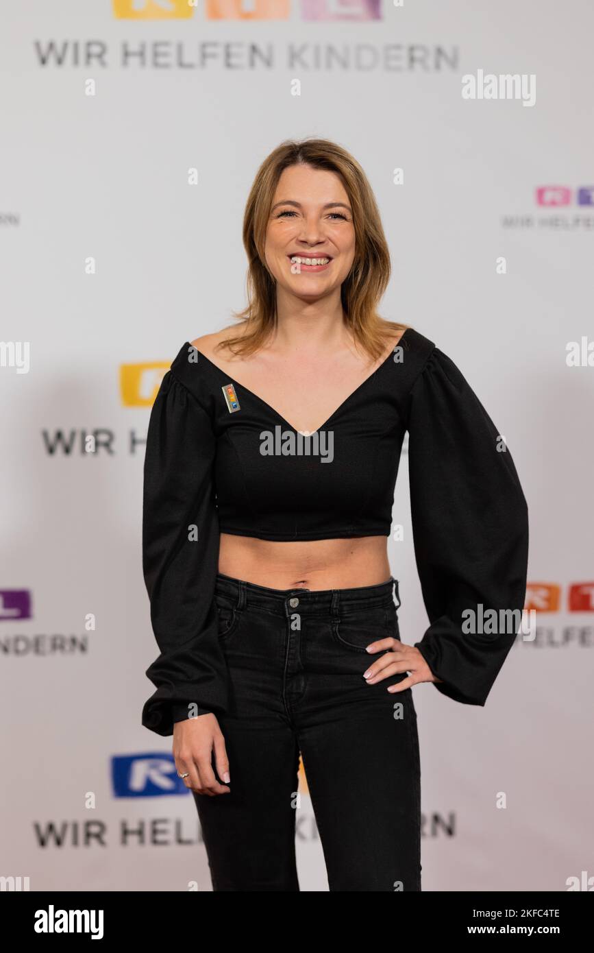 17 November 2022, North Rhine-Westphalia, Hürth: Actress Iris Mareike Steen takes part in the ...