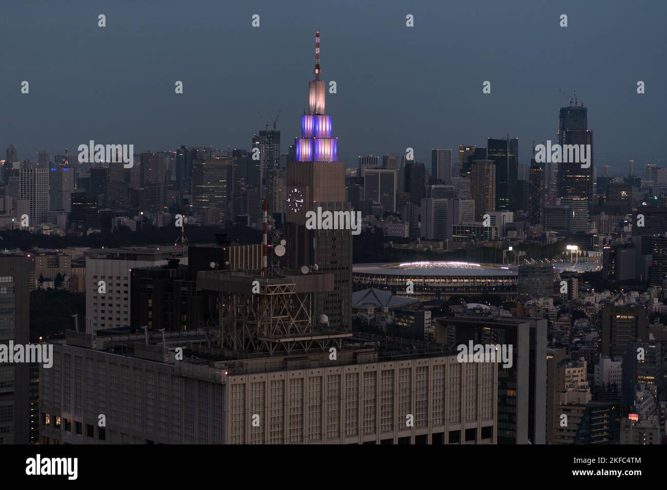 Ntt docomo yoyogi building view hi-res stock photography and images - Alamy