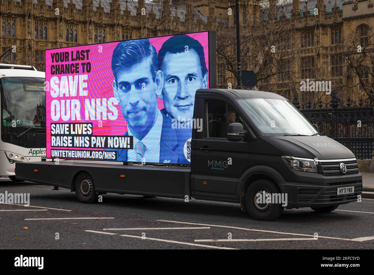 Nhs rishi sunak hi-res stock photography and images - Alamy