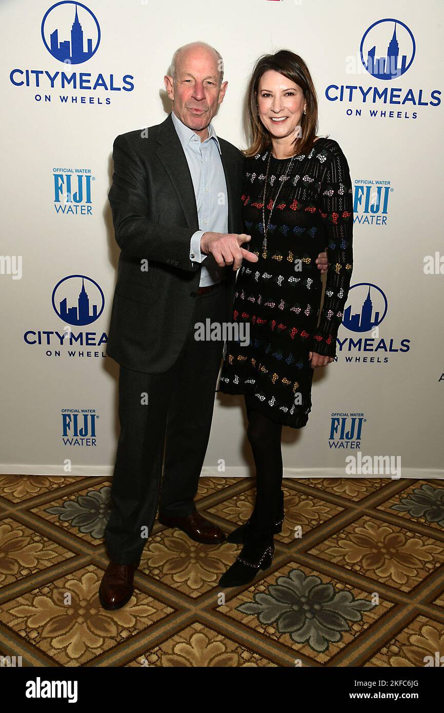 Lizzie tisch and jonathan tisch hi-res stock photography and images - Alamy